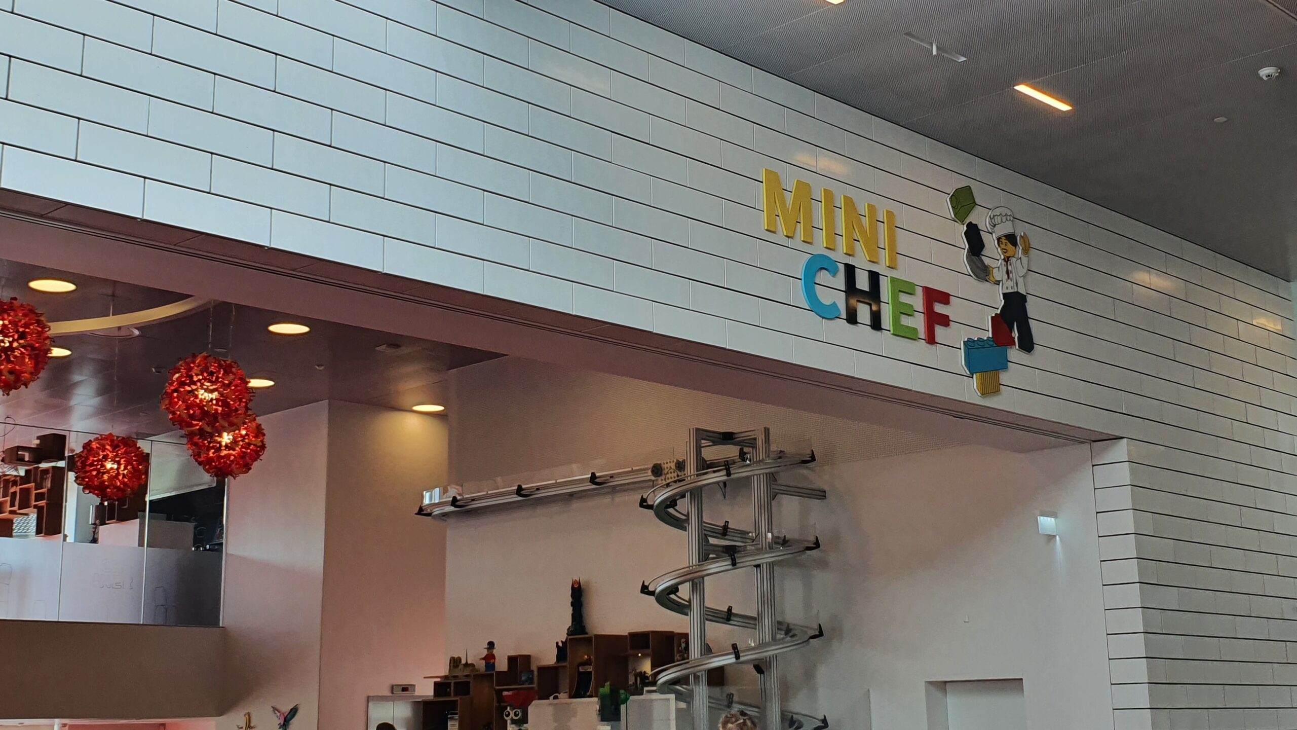Mini Chef LEGO House Billund: A Fun Dining Experience [2026 Guide]